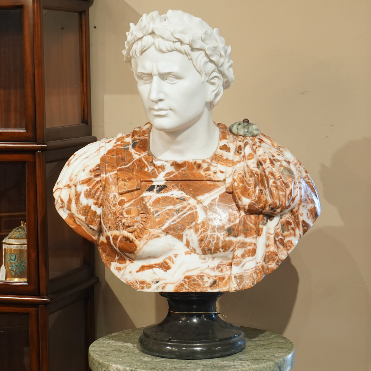 MARBLE BUST MIXED COLOURS - Jansen Furniture US